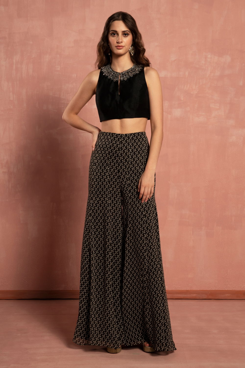 BLACK AND WHITE PATTERN PRINTED CLASSIC PALAZZO PANT SET PAIRED WITH A ...